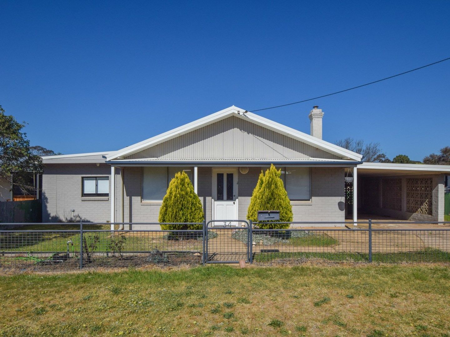 34 Murringo Street, Young | Property History & Address Research | Domain