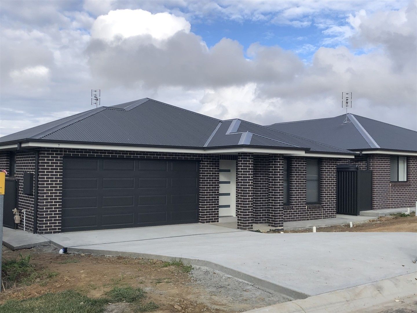 7B Streatfield Close, Blayney NSW 2799 - House For Rent | Domain