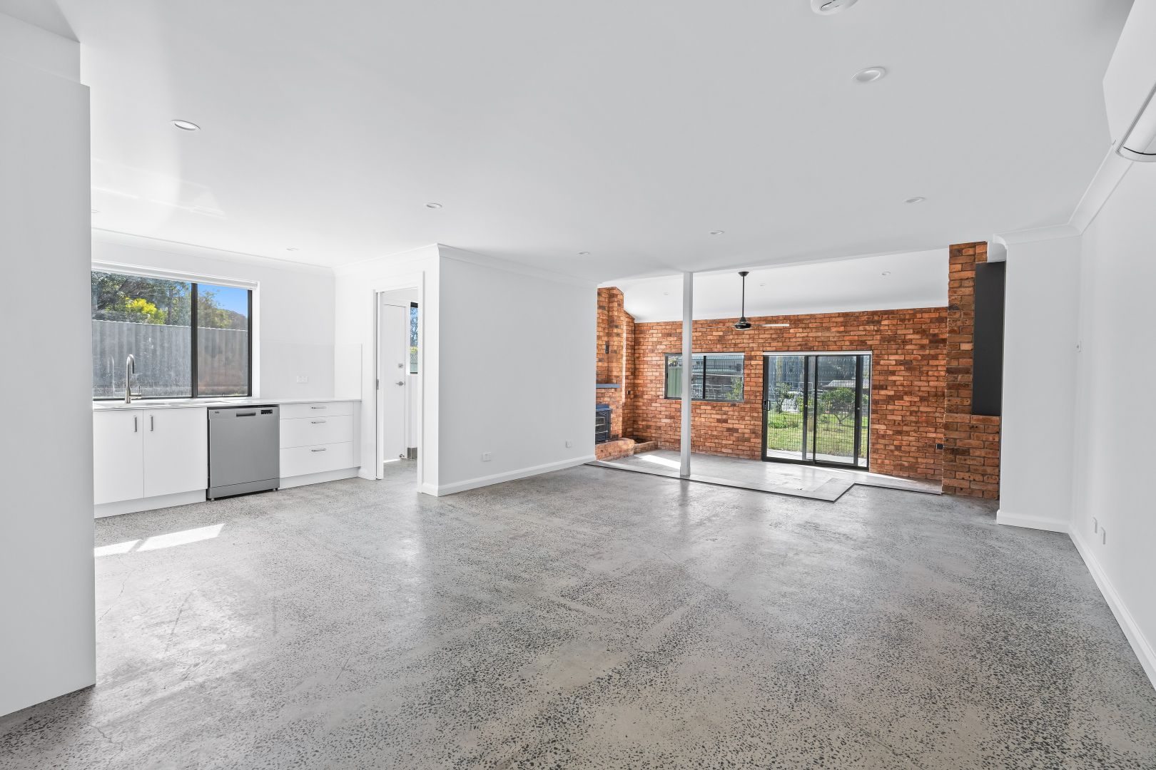 84 Carrington St, Narara NSW 2250 - House For Rent | Domain