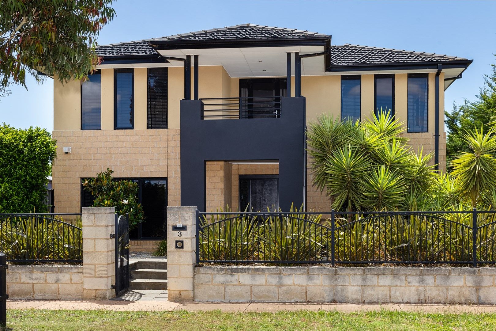 3 Innisfail Drive, Point Cook VIC 3030 - House For Rent | Domain