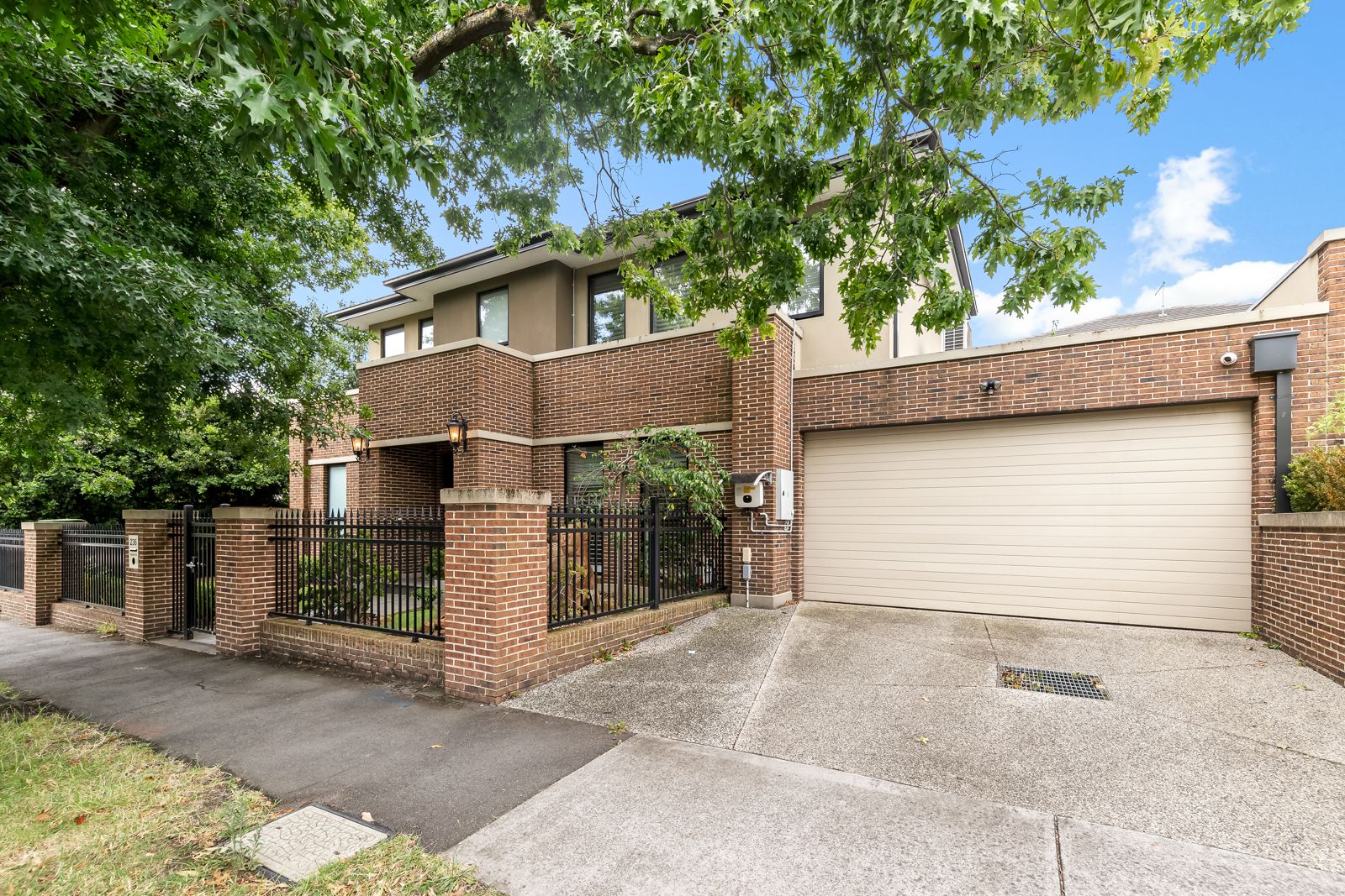236 Highfield Rd, Camberwell VIC 3124 - House For Rent - $1,700 | Domain