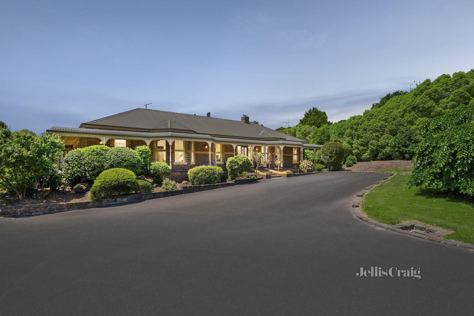 295 - 303 Cambridge Road, Mooroolbark VIC 3138 - House for Sale