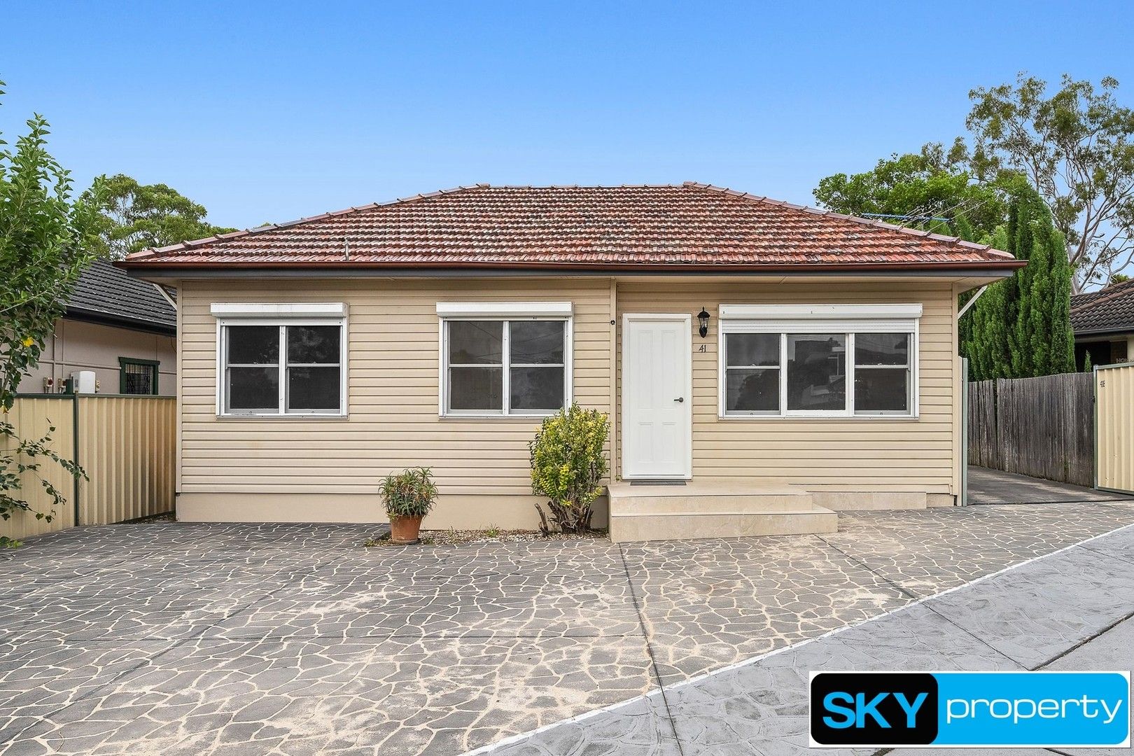 41 Matthew Crescent, Blacktown NSW 2148 - House For Rent | Domain
