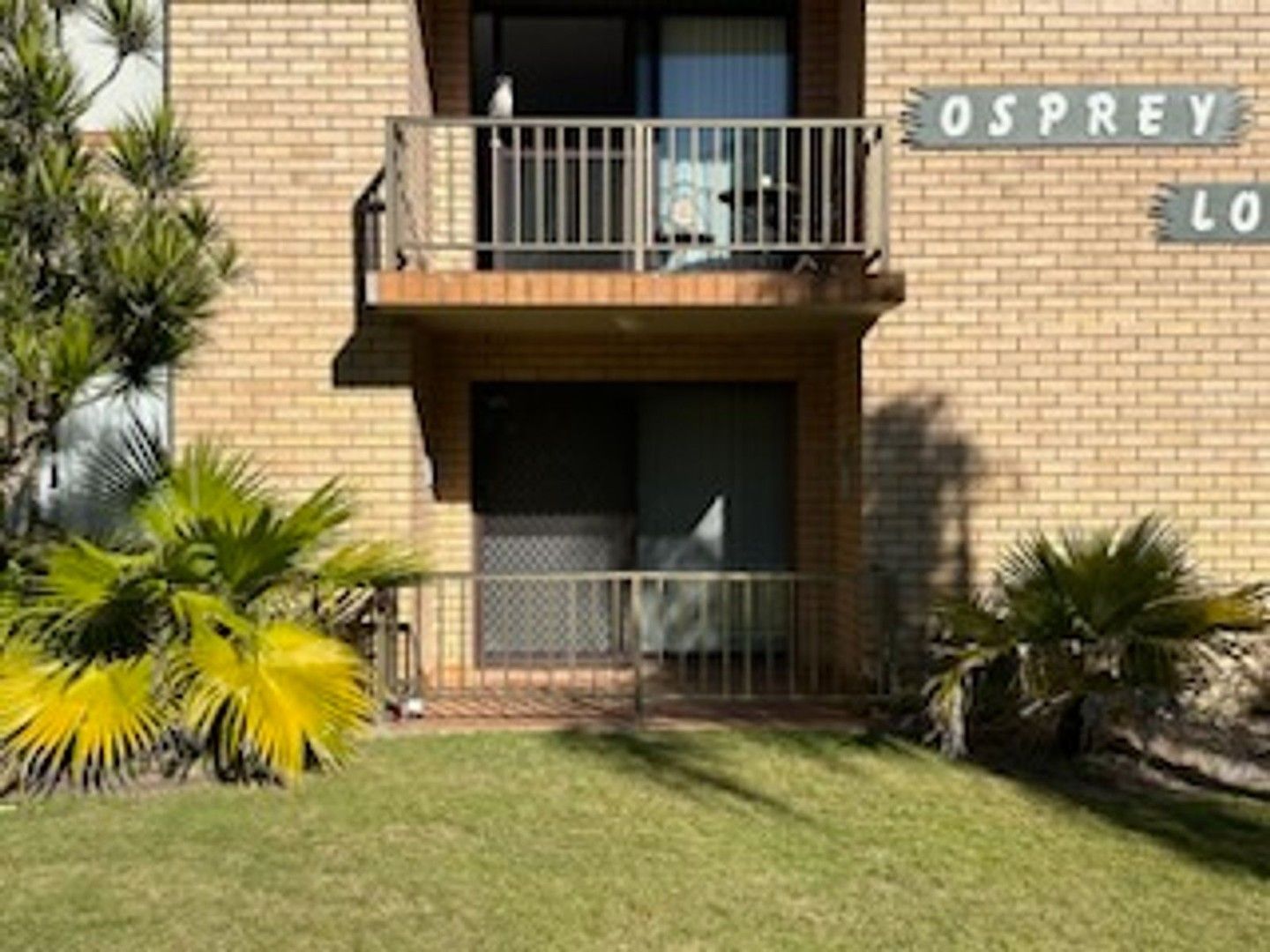 1/70 Mirreen Street, Hawks Nest NSW 2324 - Apartment For Rent - $460 ...