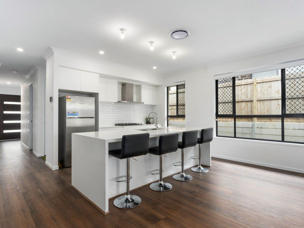 34 Bemina Crescent, Spring Mountain QLD 4300 - House For Rent | Domain