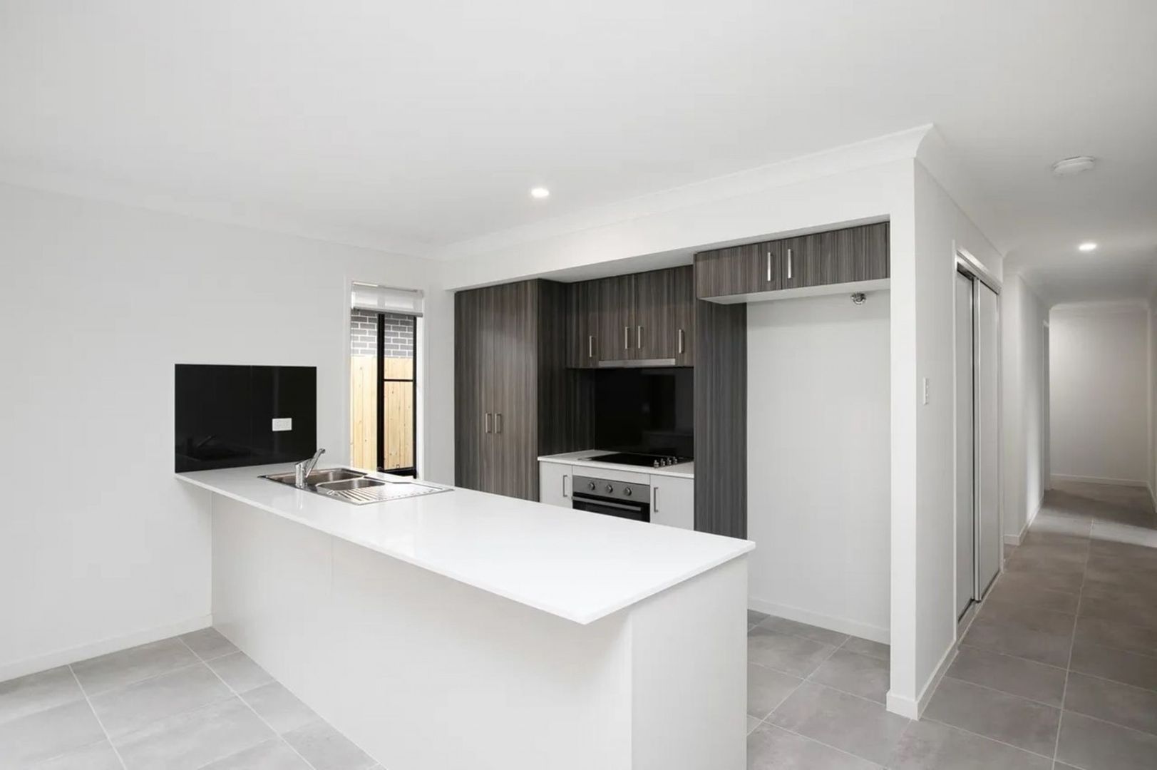 7 Dominique Way, Flinders View QLD 4305 - House For Rent | Domain