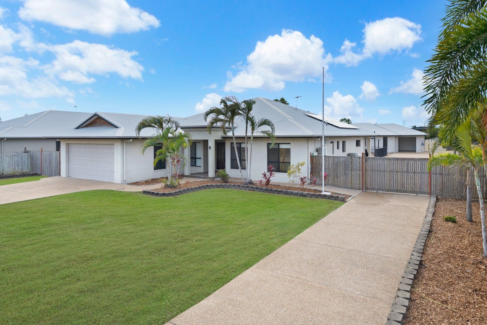 Mount Low QLD 4818 - 6 beds house for Rent, $900 weekly - 16891792 | Domain