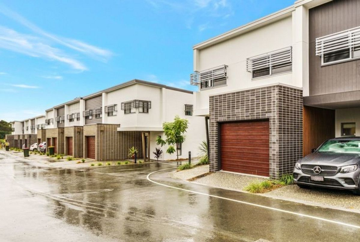 11/31 Griffith Place, Seven Hills QLD 4170 - Townhouse For Rent | Domain