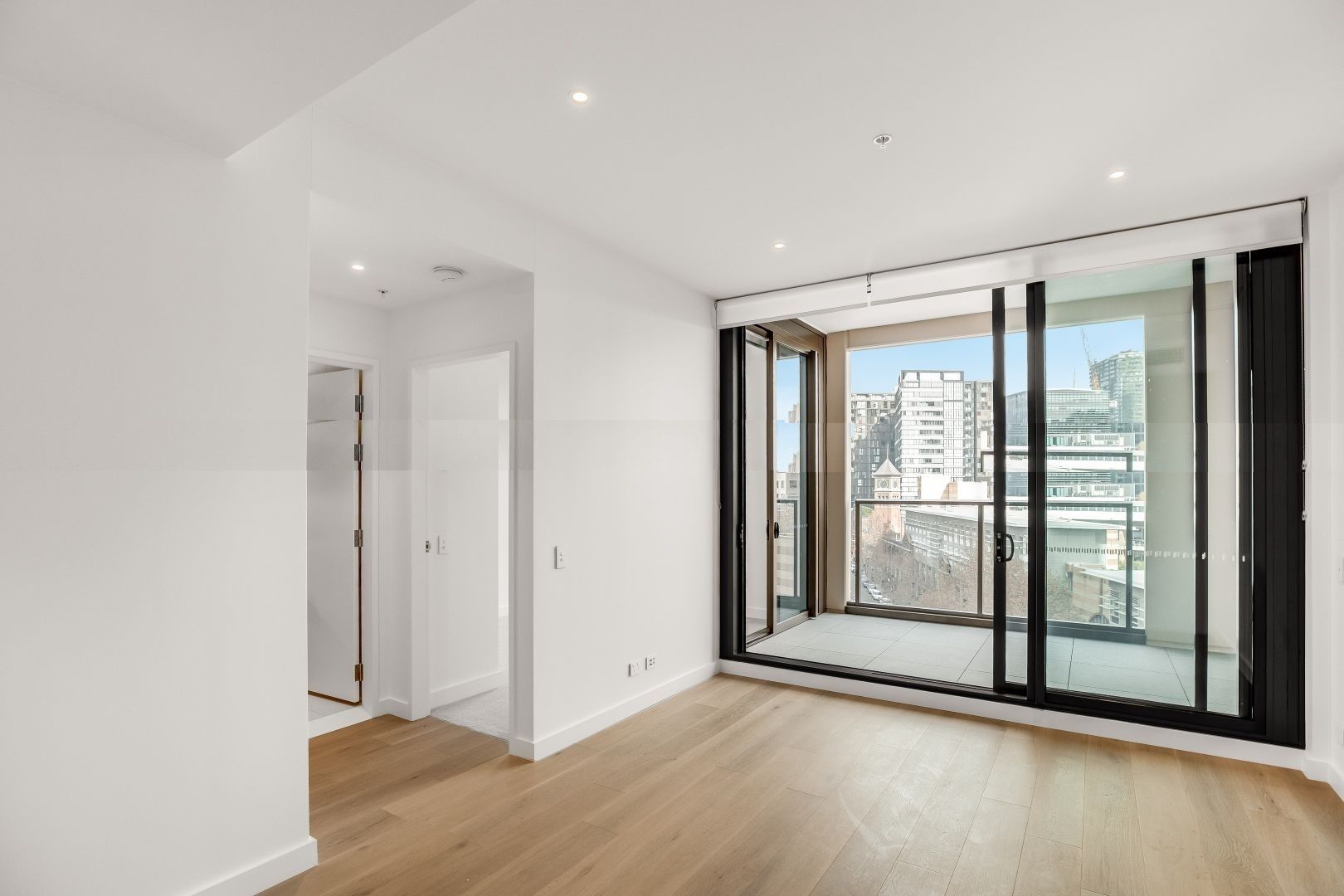 1010/82 Hay St, Haymarket NSW 2000 - Apartment For Rent - $1,200 | Domain