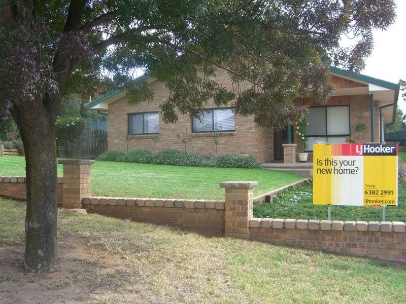 33 Cowper Street, Young | Property History & Address Research | Domain