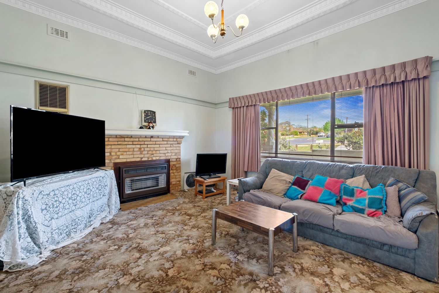 19 Keck Street, Flora Hill VIC 3550 | Domain