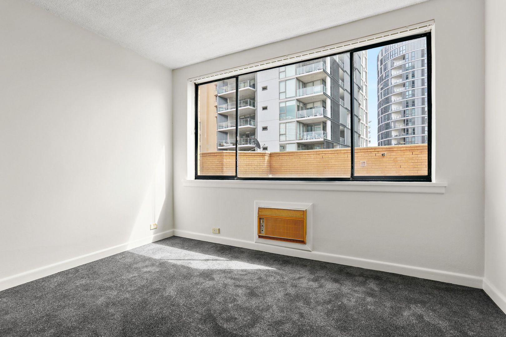 8/3 Waverley Crescent, Bondi Junction NSW 2022 - Studio For Rent | Domain