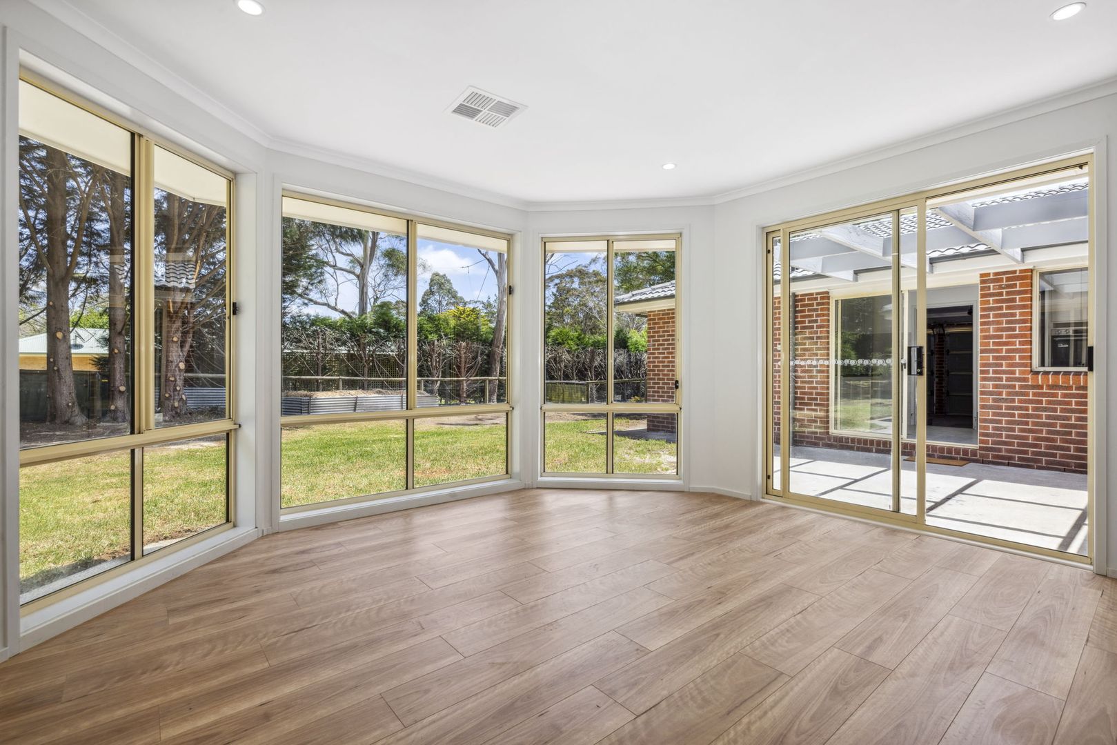 15 Forwood Crescent, Bundanoon NSW 2578 | Domain