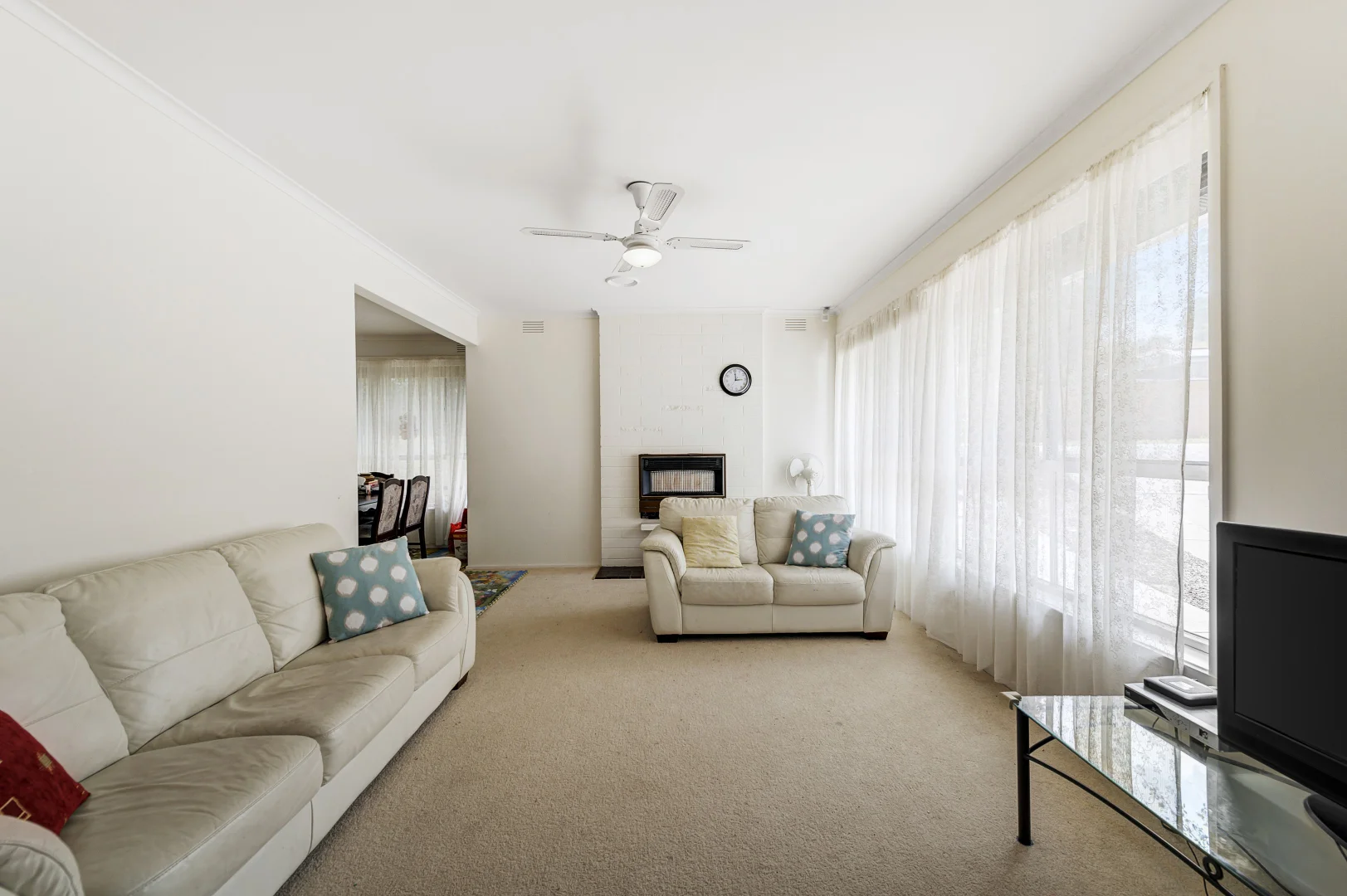2 Peter St, Doncaster East VIC 3109 - House For Rent | Domain