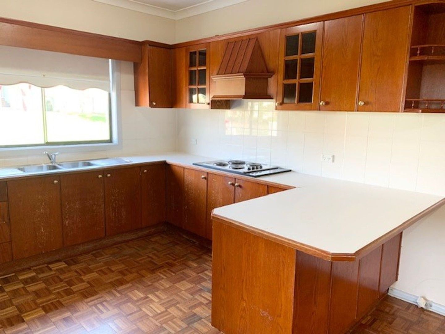 Edensor Park NSW 2176 - 4 beds house for Rent, $600.00pw - 16774617 ...
