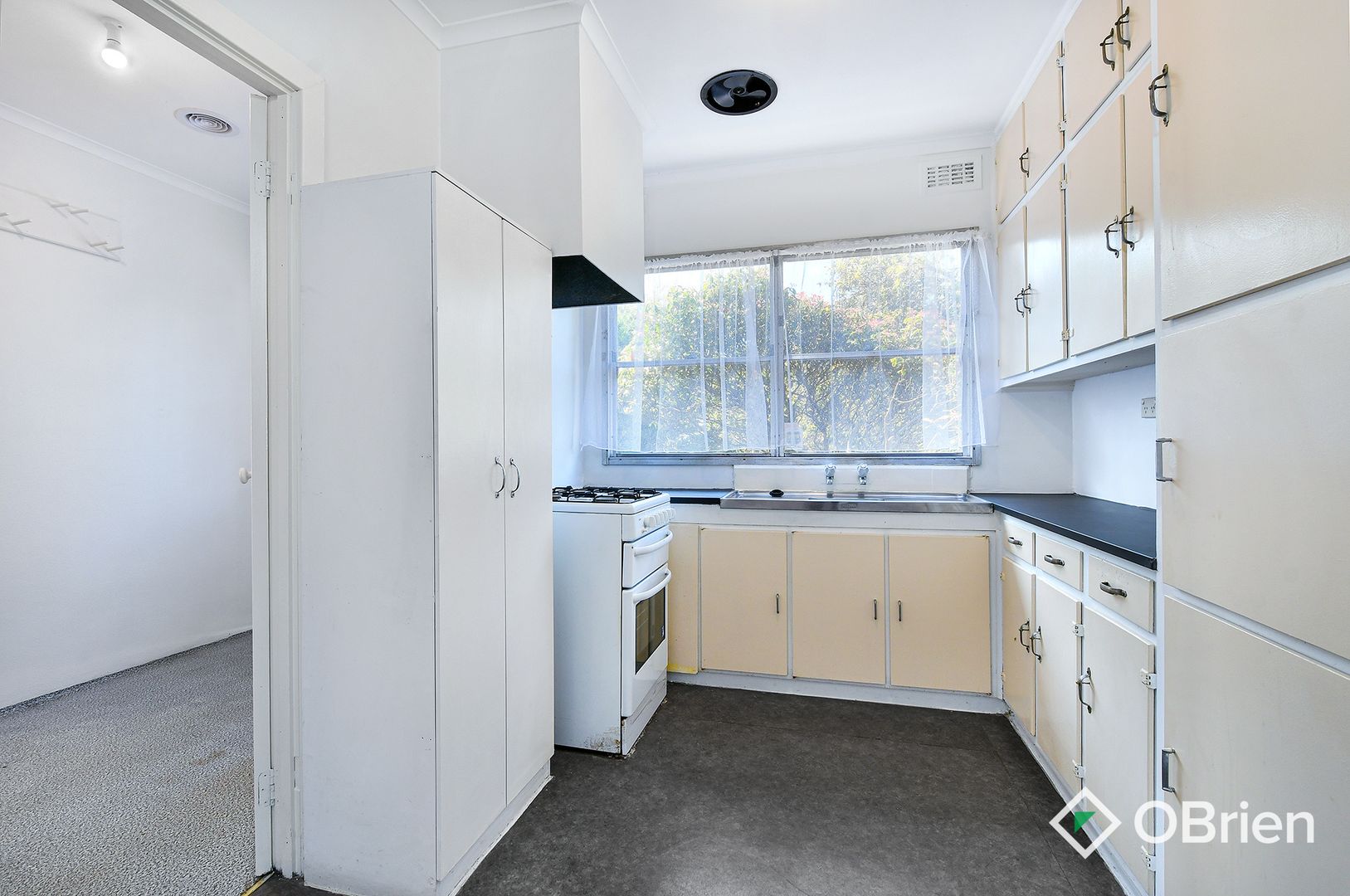 15 Forest Drive, Frankston North VIC 3200 - House For Rent | Domain