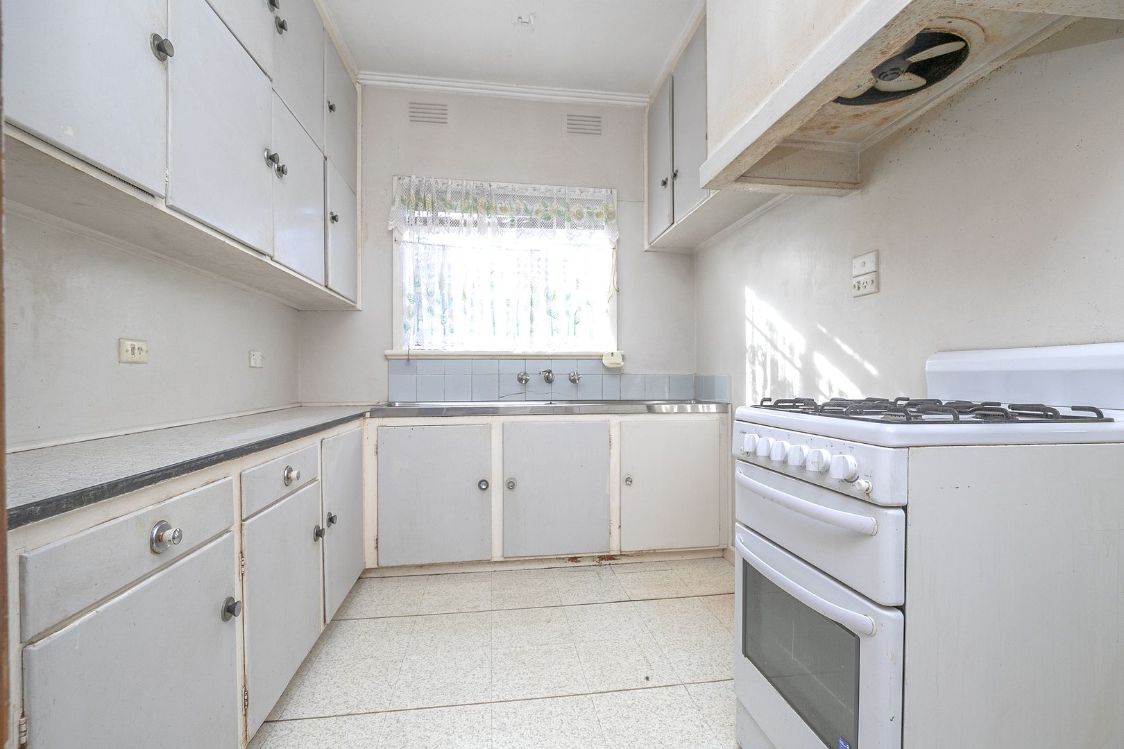 56 Hamilton Street, Niddrie VIC 3042 - House For Rent | Domain