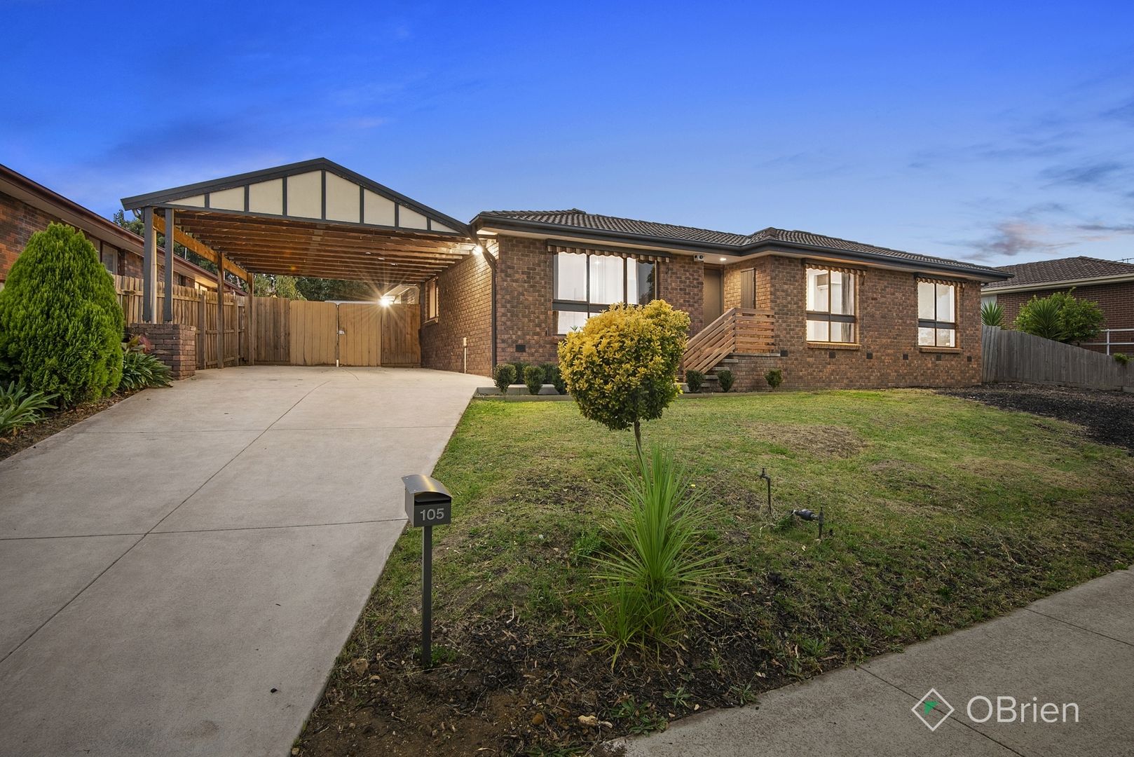 105 James Cook Drive, Endeavour Hills | Property History & Address ...