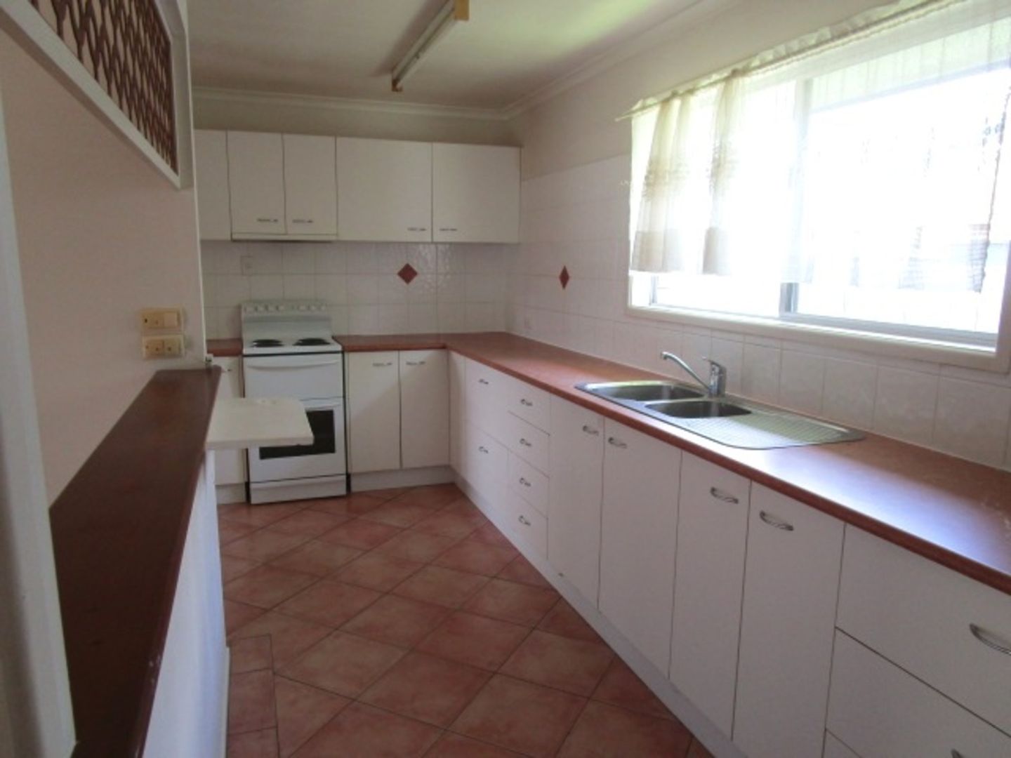 10 Major Street, Manly West QLD 4179 - House For Rent | Domain