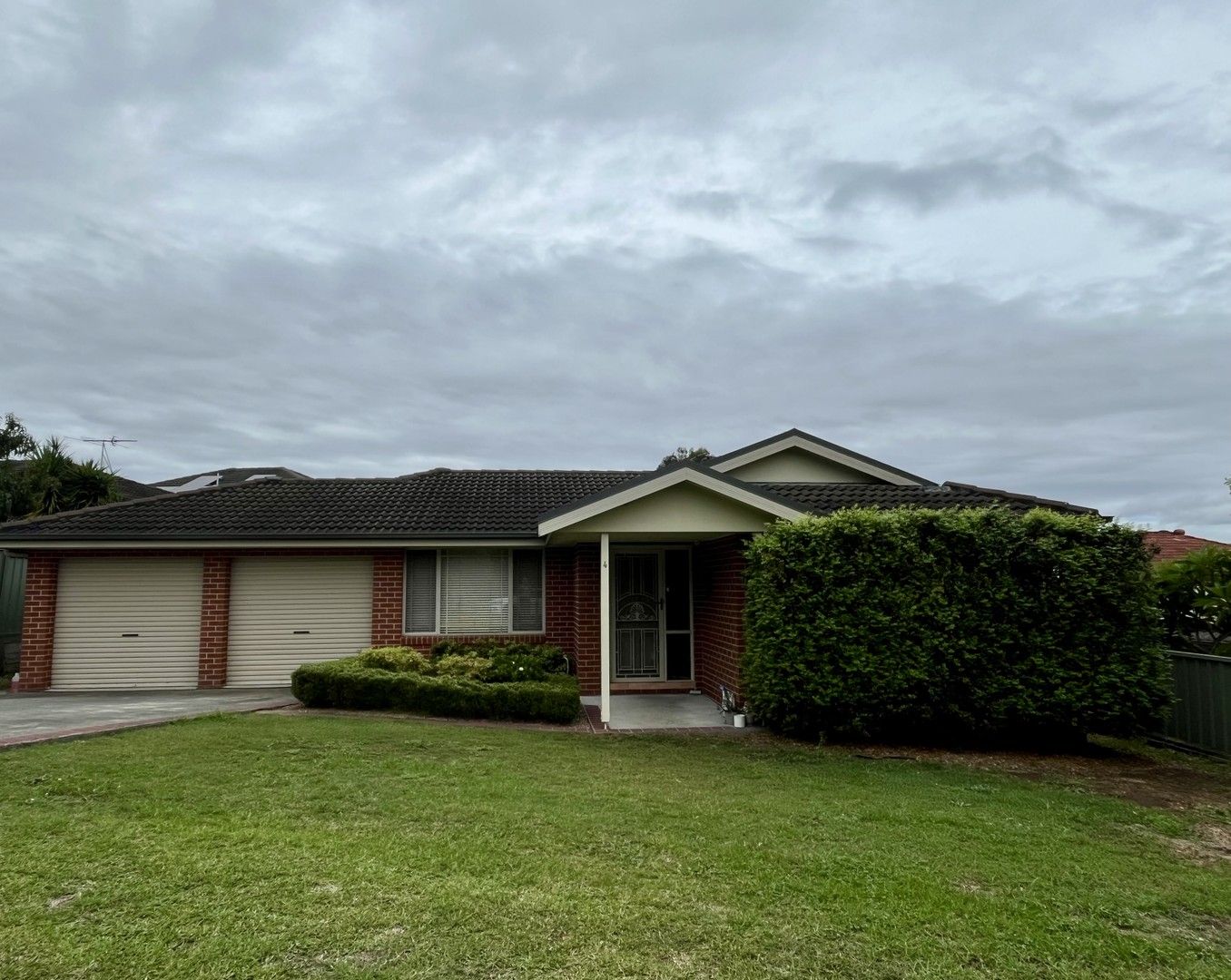 4 Waterford Close, Ashtonfield NSW 2323 - House For Rent | Domain