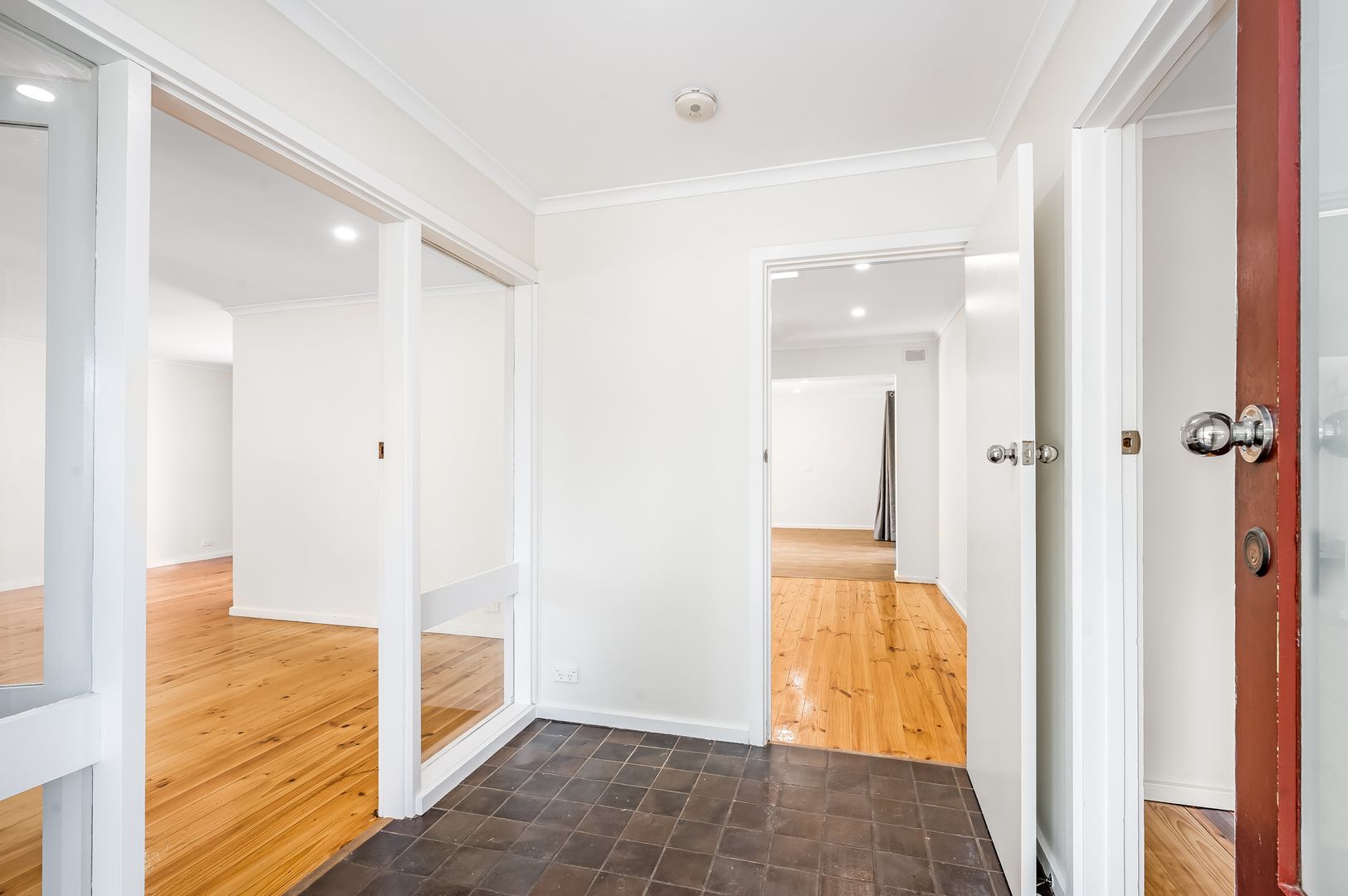 21 Hamilton Crescent, Aberfoyle Park SA 5159 - House For Rent - $650 ...