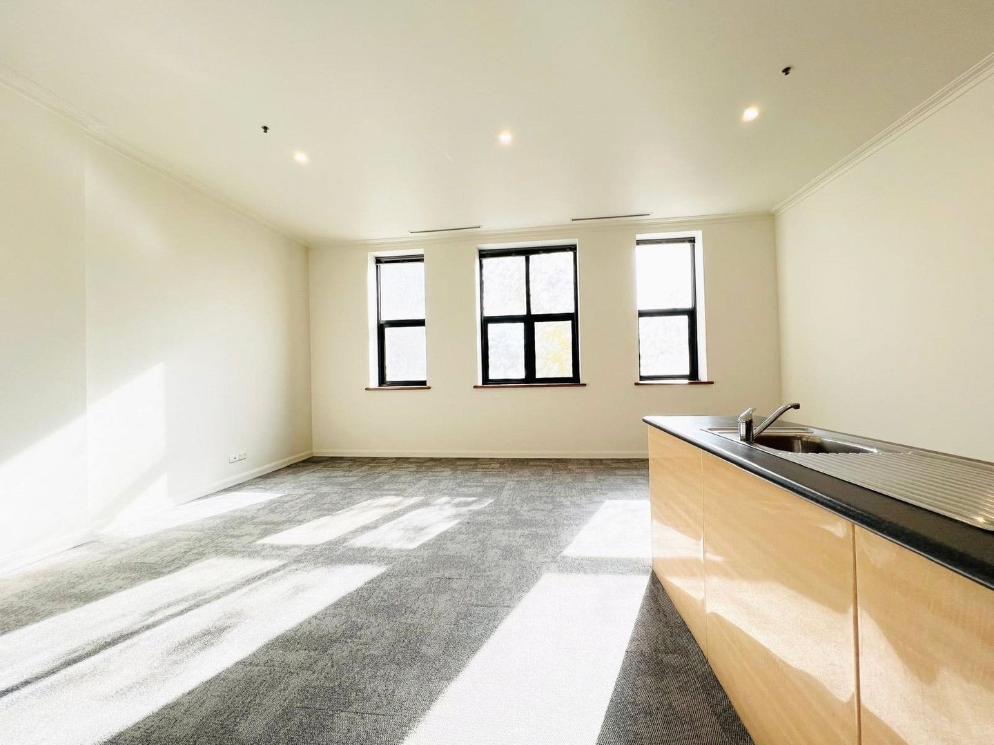3/165 Bourke Street, Melbourne VIC 3000 - Apartment For Rent - $530 ...