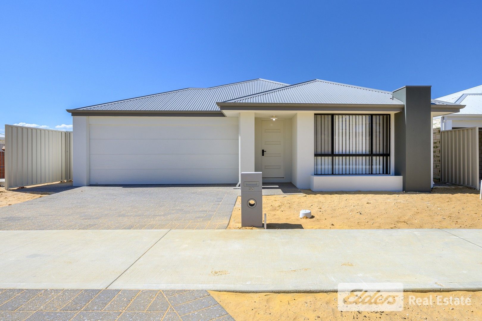 30 Enchanted Circuit, Baldivis WA 6171 - House For Rent | Domain
