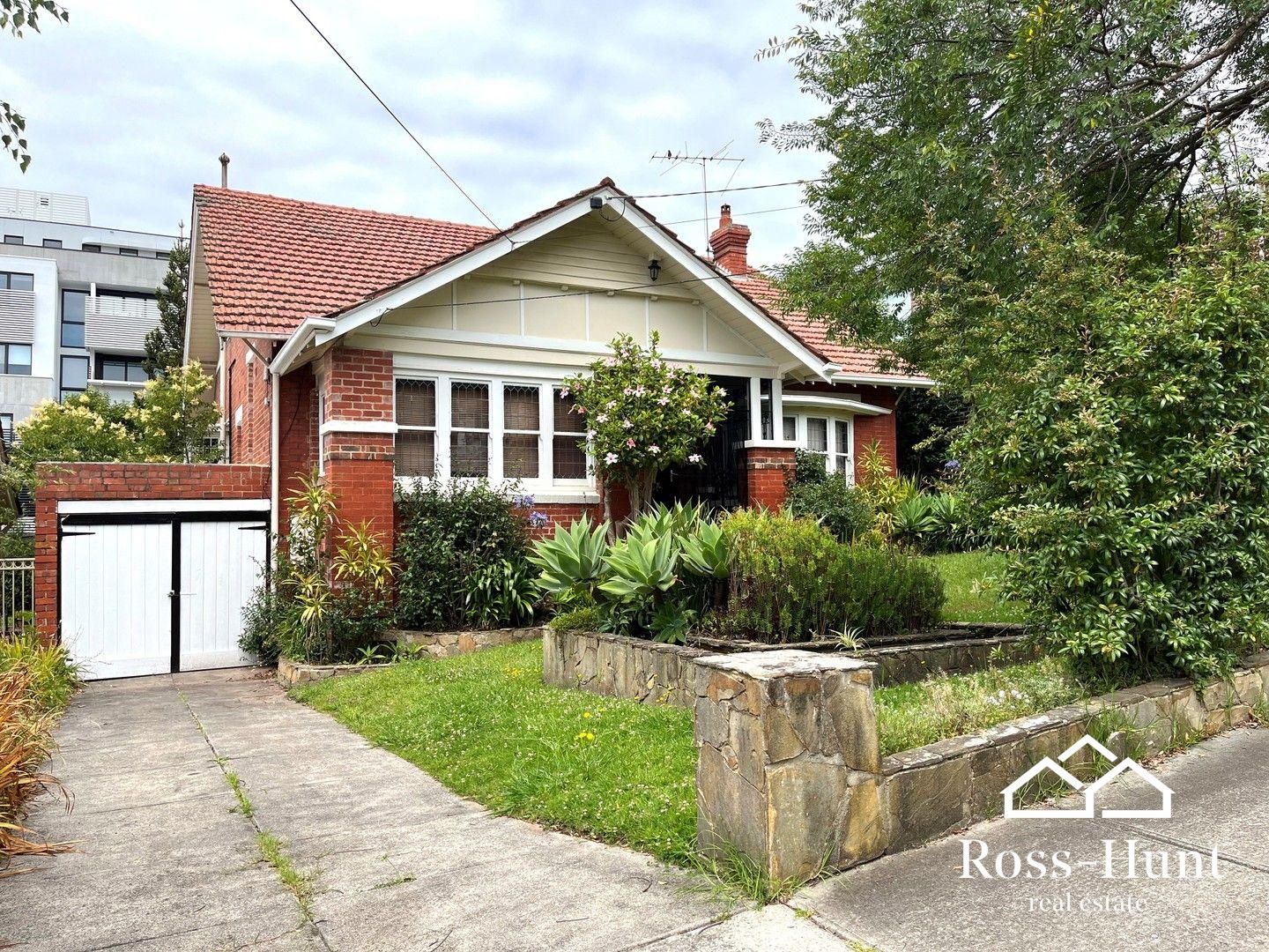 9 Carson Avenue, Mont Albert VIC 3127 - House For Rent - $850 | Domain