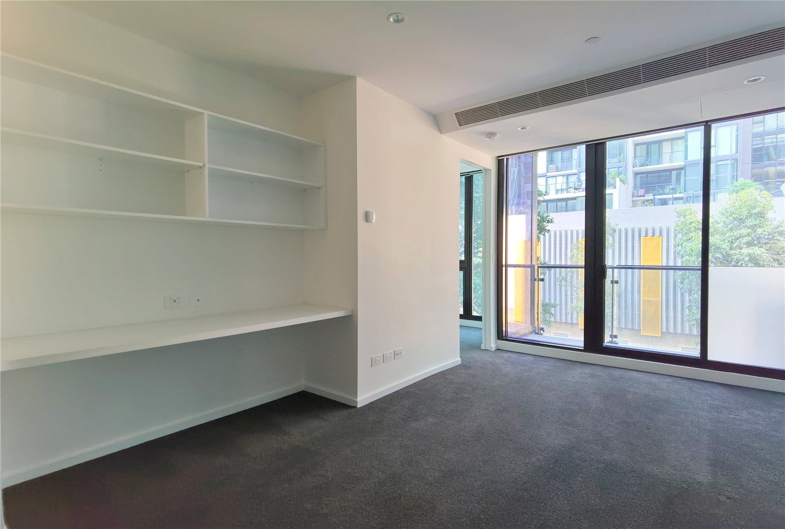 205/60 Kavanagh Street, Southbank VIC 3006 - Apartment For Rent - $725 | Domain