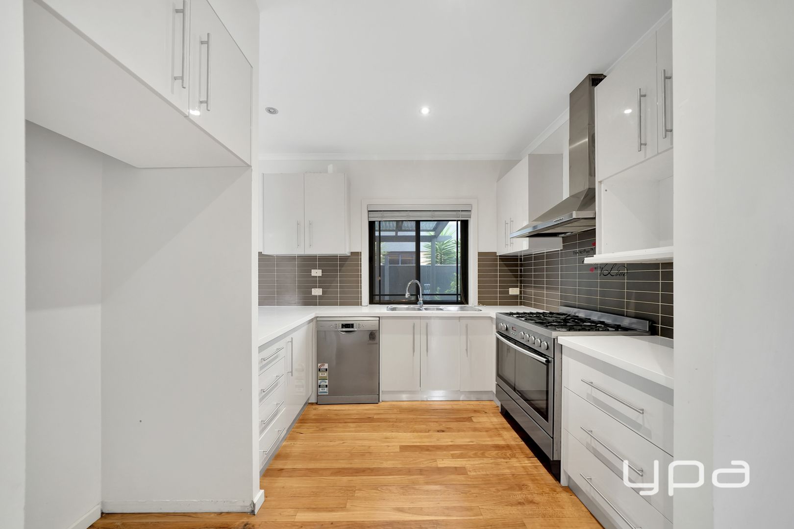 3 Appletree Grove, Cairnlea VIC 3023 | Domain