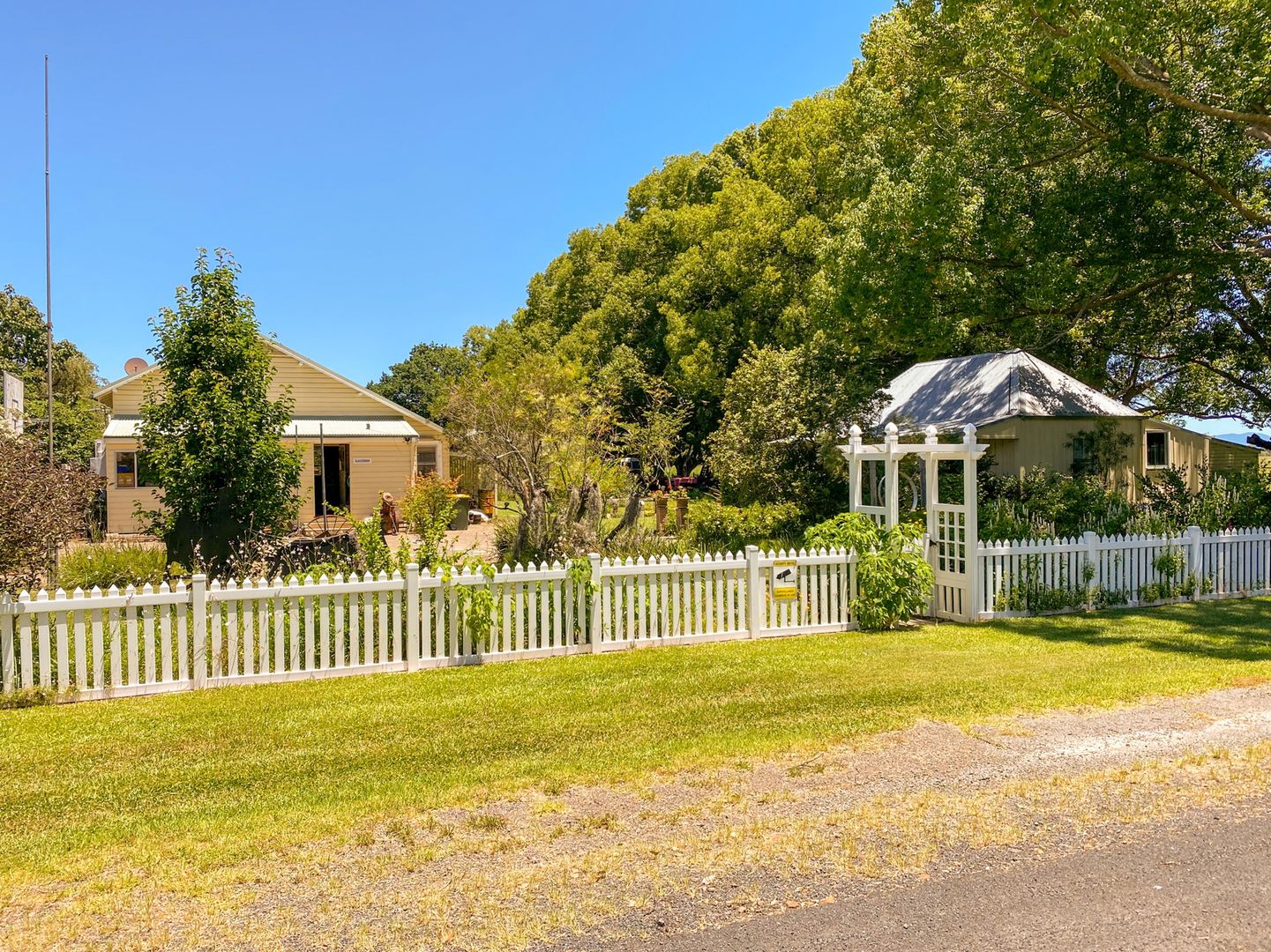 10 Ghinni Ghinni School Road, Ghinni Ghinni | Property History ...