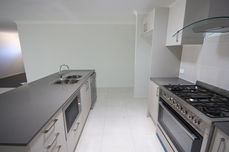 31 Willowdale Drive, Denham Court NSW 2565 - House For Rent - $730 | Domain