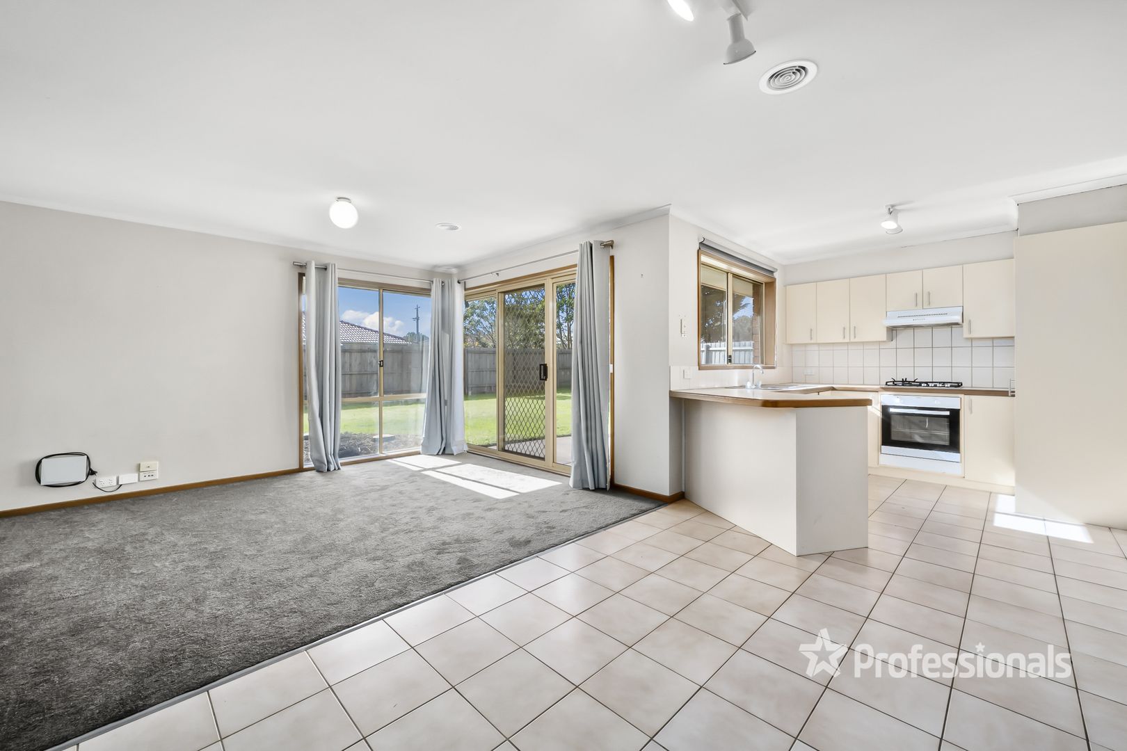 4 Ferry Close, Wyndham Vale VIC 3024 - House For Rent | Domain