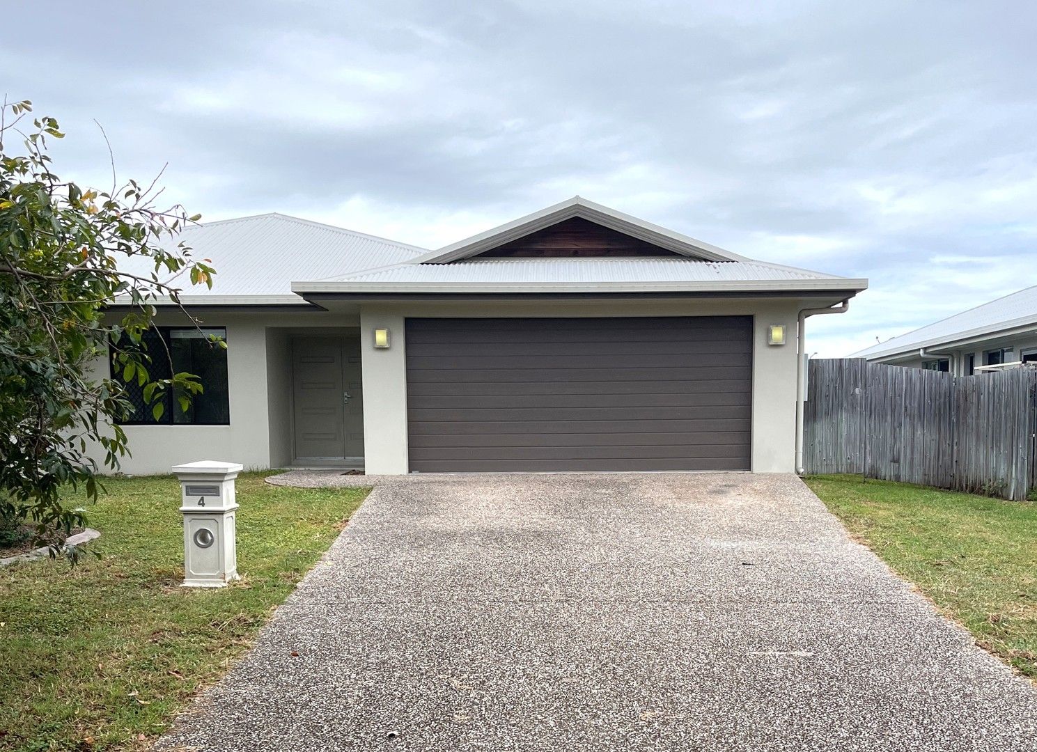Mount Low QLD 4818 - 4 beds house for Rent, $600 weekly - 17242693 | Domain
