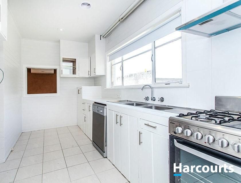 23 Longbrae Avenue, Forest Hill | Property History & Address Research ...