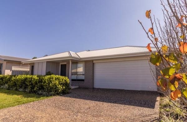 77 Champagne Drive, Dubbo NSW 2830 - House For Rent | Domain