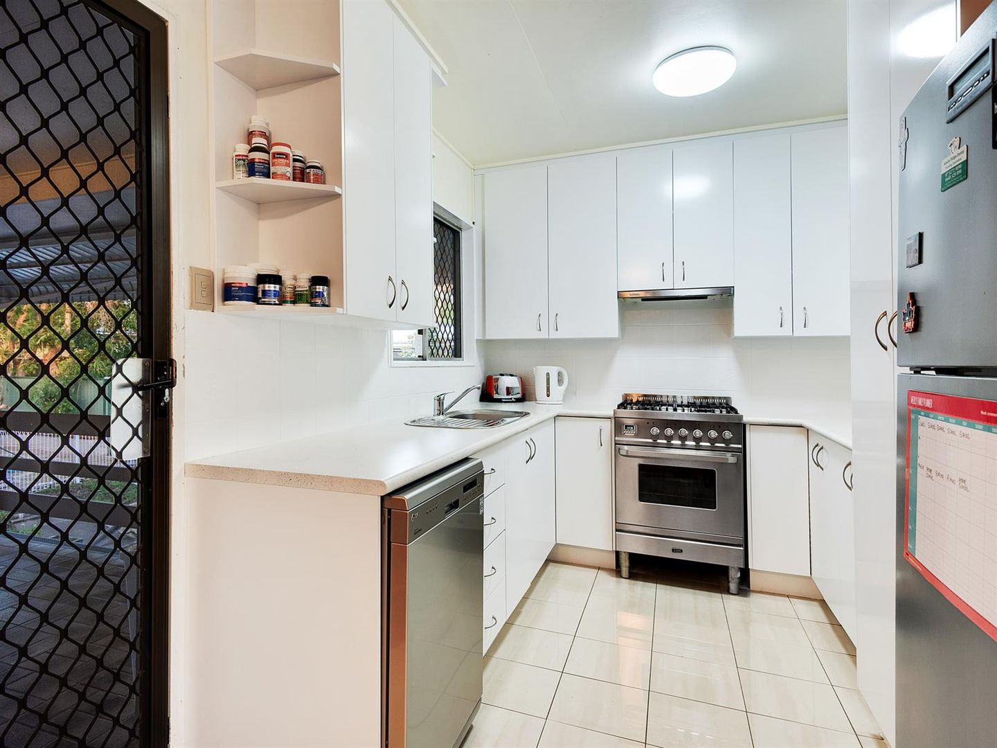 33 Dunkeld St, Acacia Ridge QLD 4110 - House For Rent - $725 | Domain
