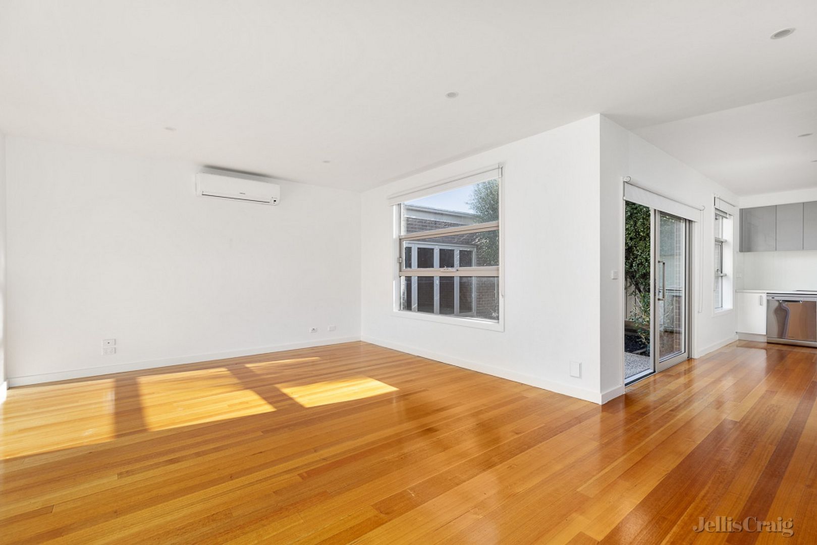 2/62 Austin Crescent, Pascoe Vale VIC 3044 - Townhouse For Rent - $480 ...