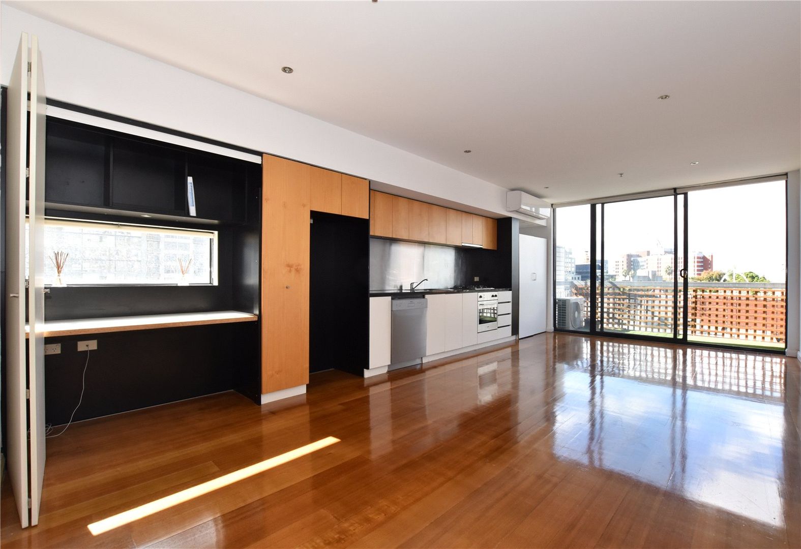 905/16 Liverpool Street, Melbourne | Property History & Address ...