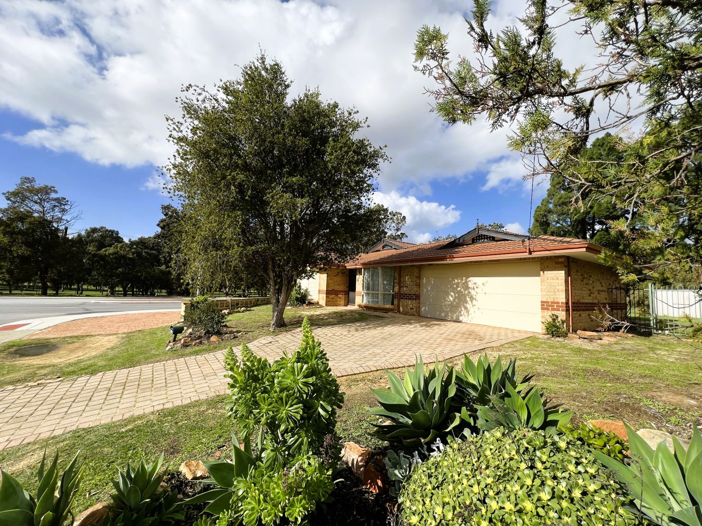 1 David Street, Maida Vale WA 6057 - House For Rent - $690 | Domain