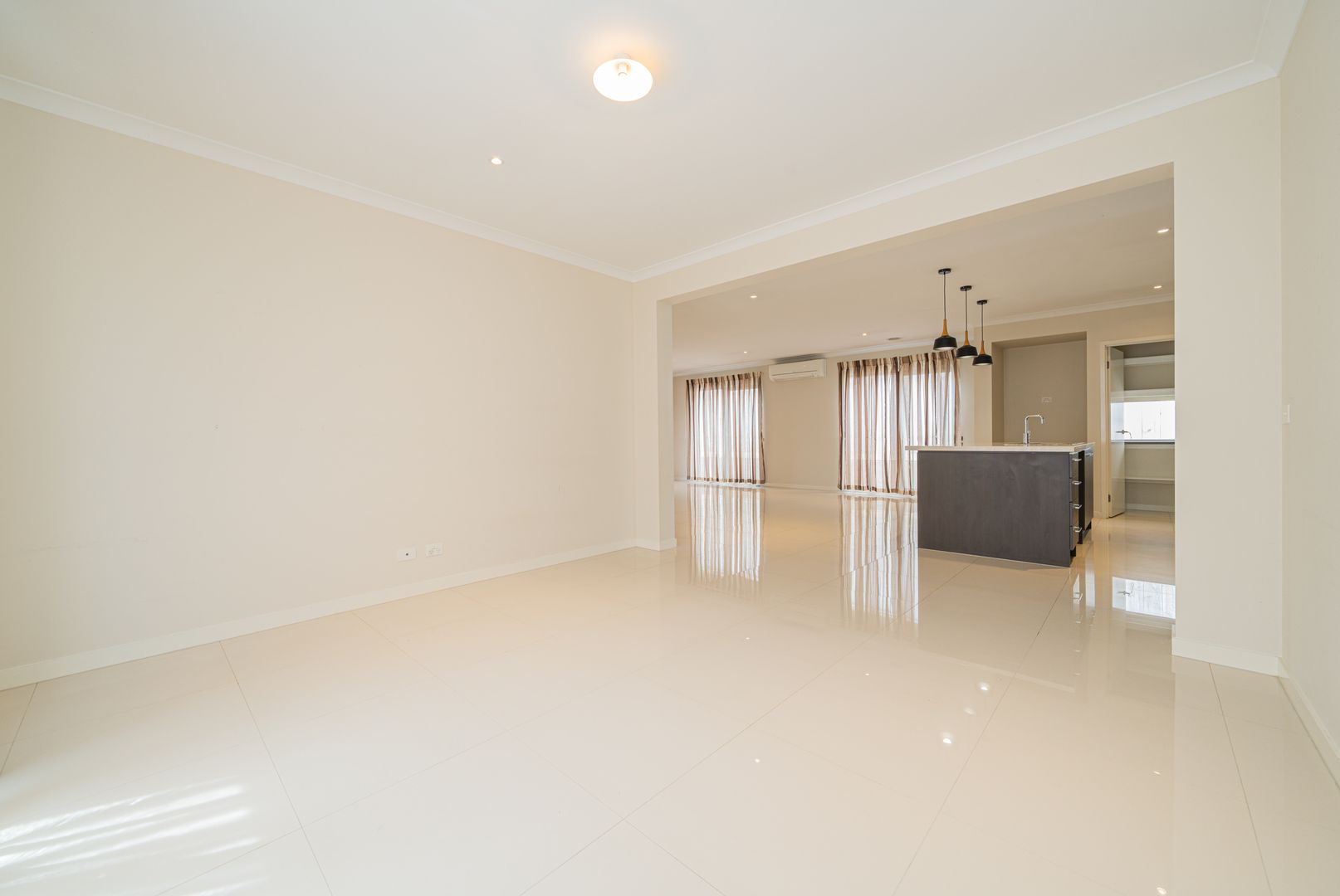 29 Ellaroo Circuit, Clyde North VIC 3978 - House For Rent - $620 | Domain