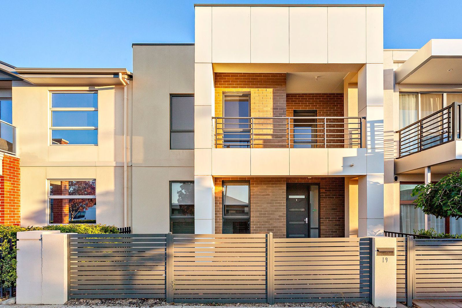 19 East Parkway, Lightsview SA 5085 - House For Rent - $700 | Domain