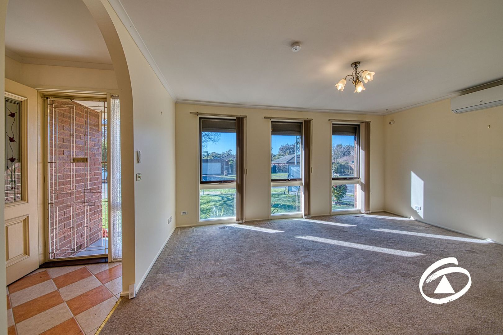 9 Columbia Road, Narre Warren VIC 3805 - House For Rent | Domain