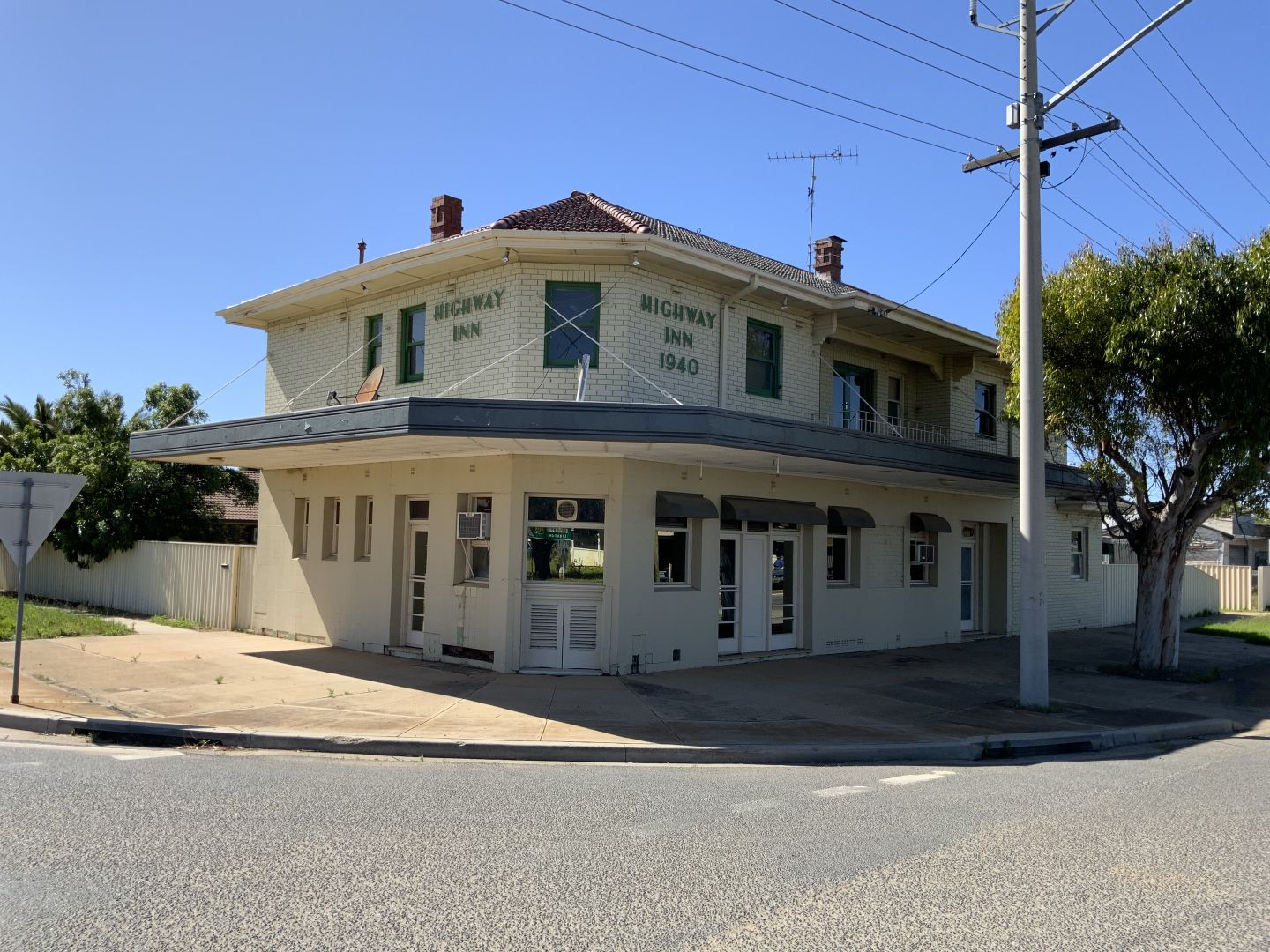 259 Lachlan Street, Hay | Property History & Address Research | Domain