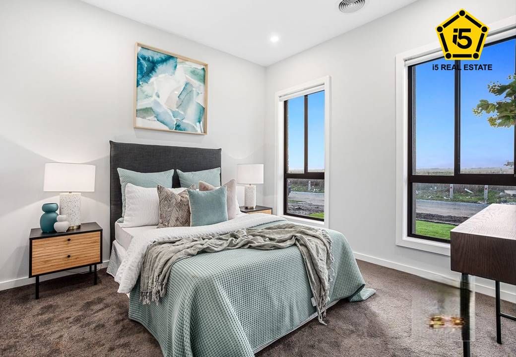 22 Chalcot Circuit, Fraser Rise VIC 3336 | Domain
