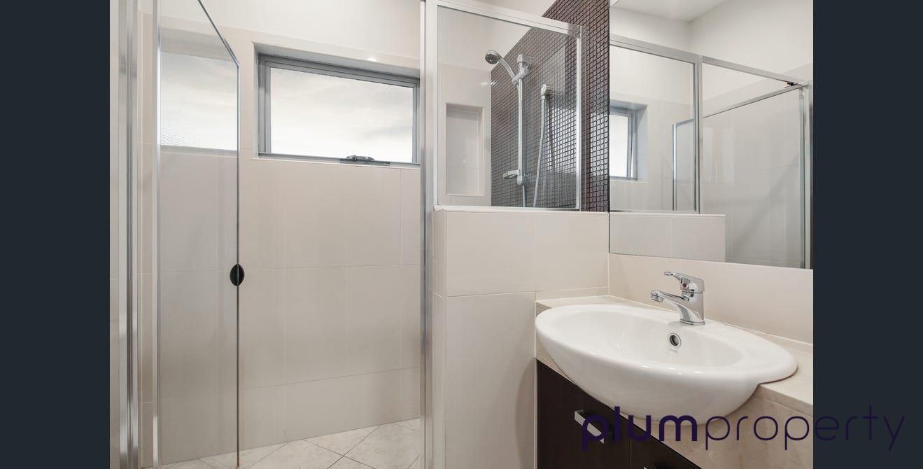 33 Waverley Road, Taringa QLD 4068 - House For Rent | Domain