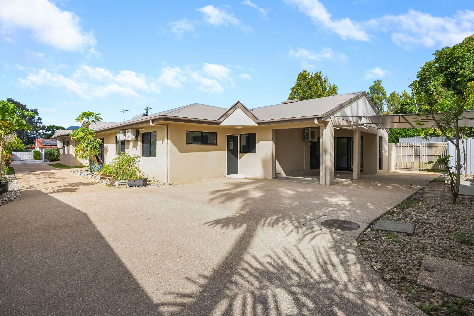 6 MURRAY STREET, Manoora QLD 4870 | Domain