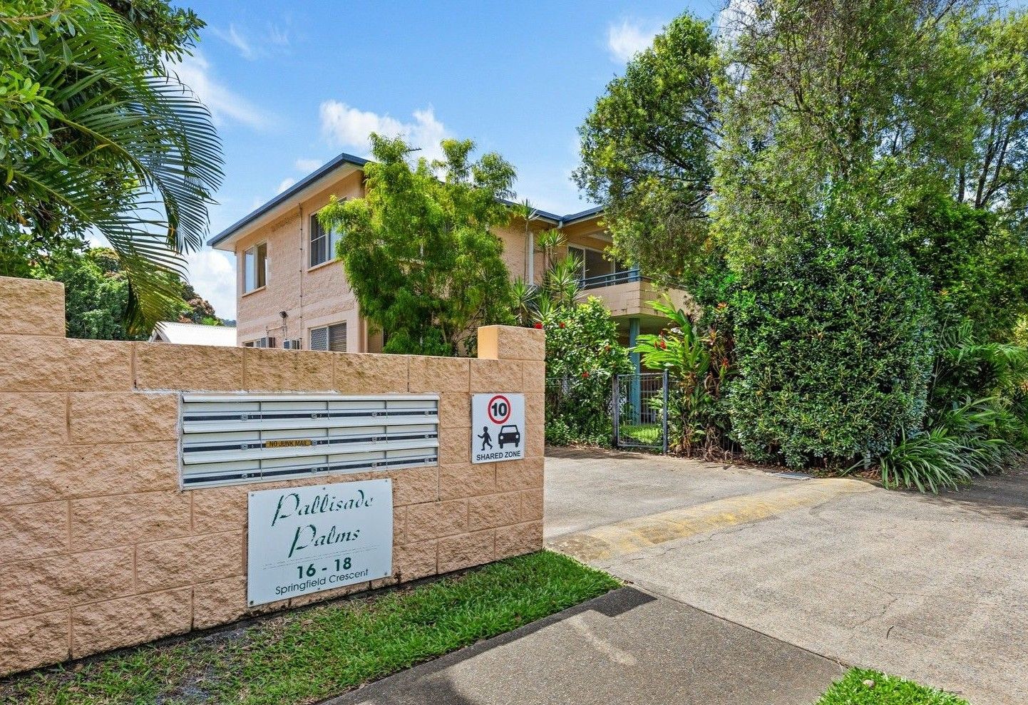 10/16-18 Springfield Crescent, Manoora QLD 4870 - Apartment For Rent | Domain