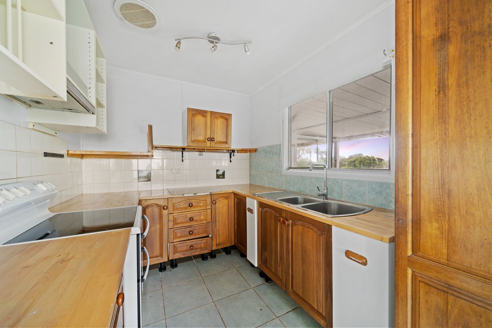 23 Marshall Street, Kingston QLD 4114 - House For Rent | Domain