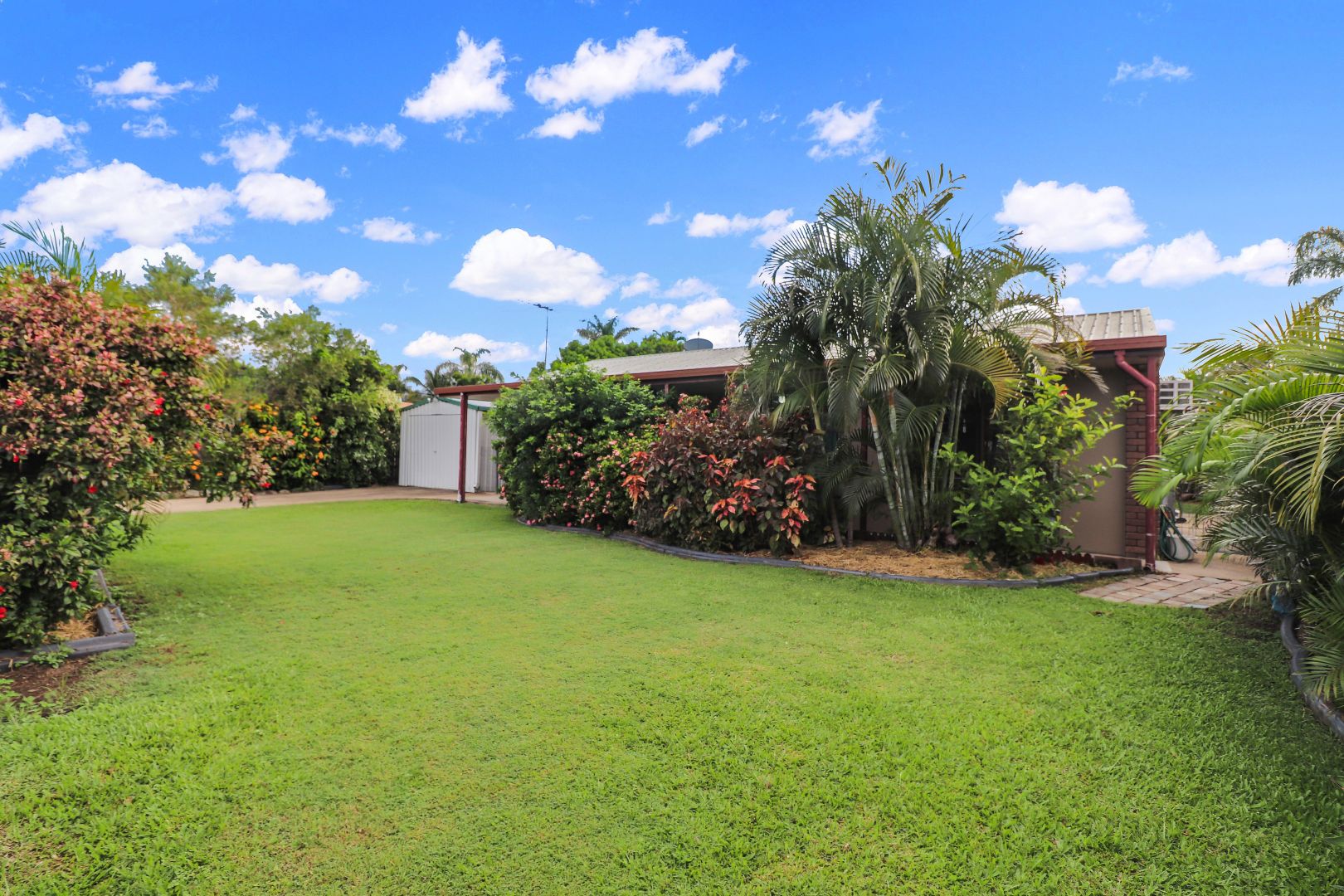 11 Lawrence Street, Kelso | Property History & Address Research | Domain